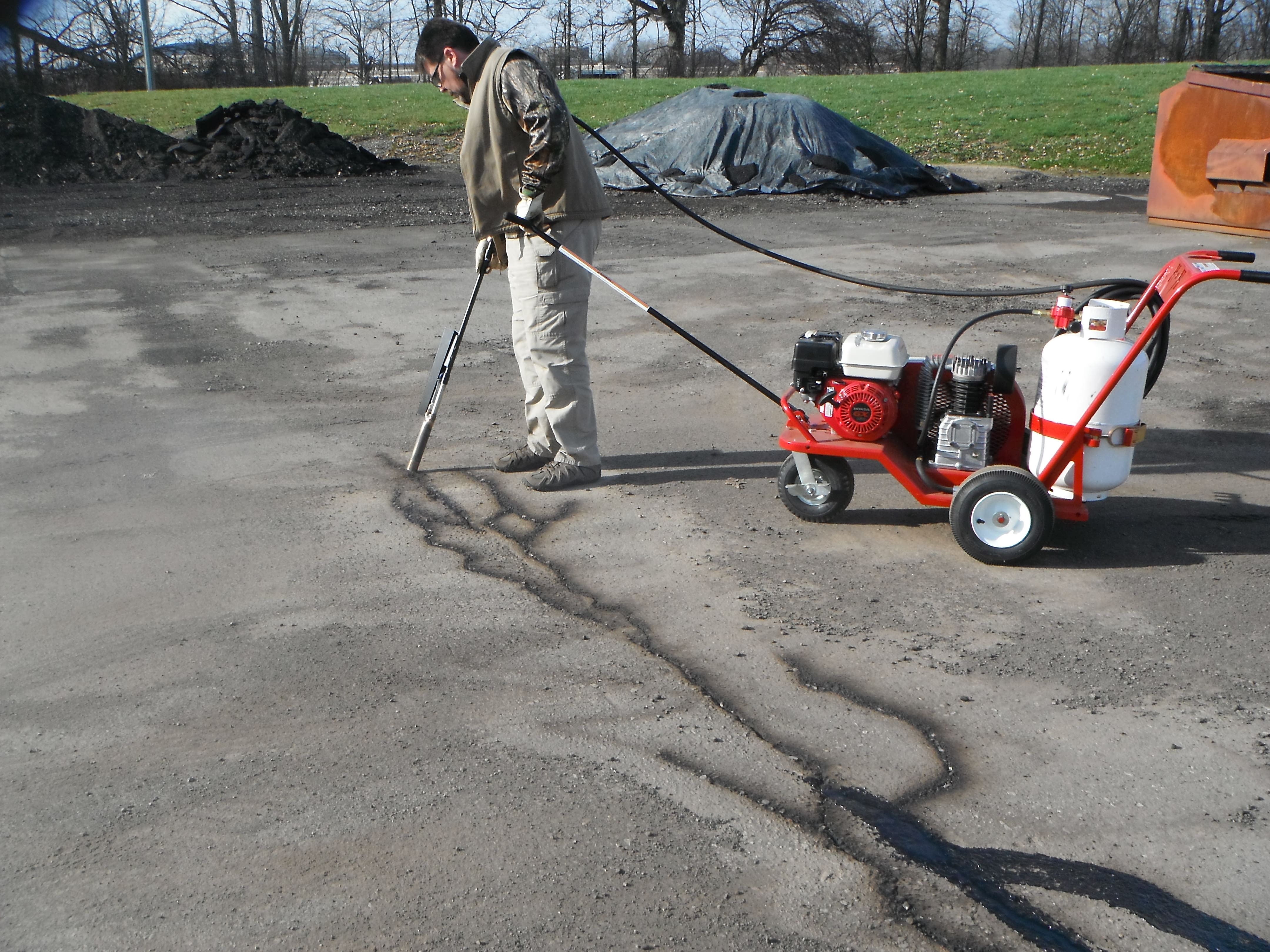 Crack Jet II - One Man Heat Lance - KM International - Asphalt ...